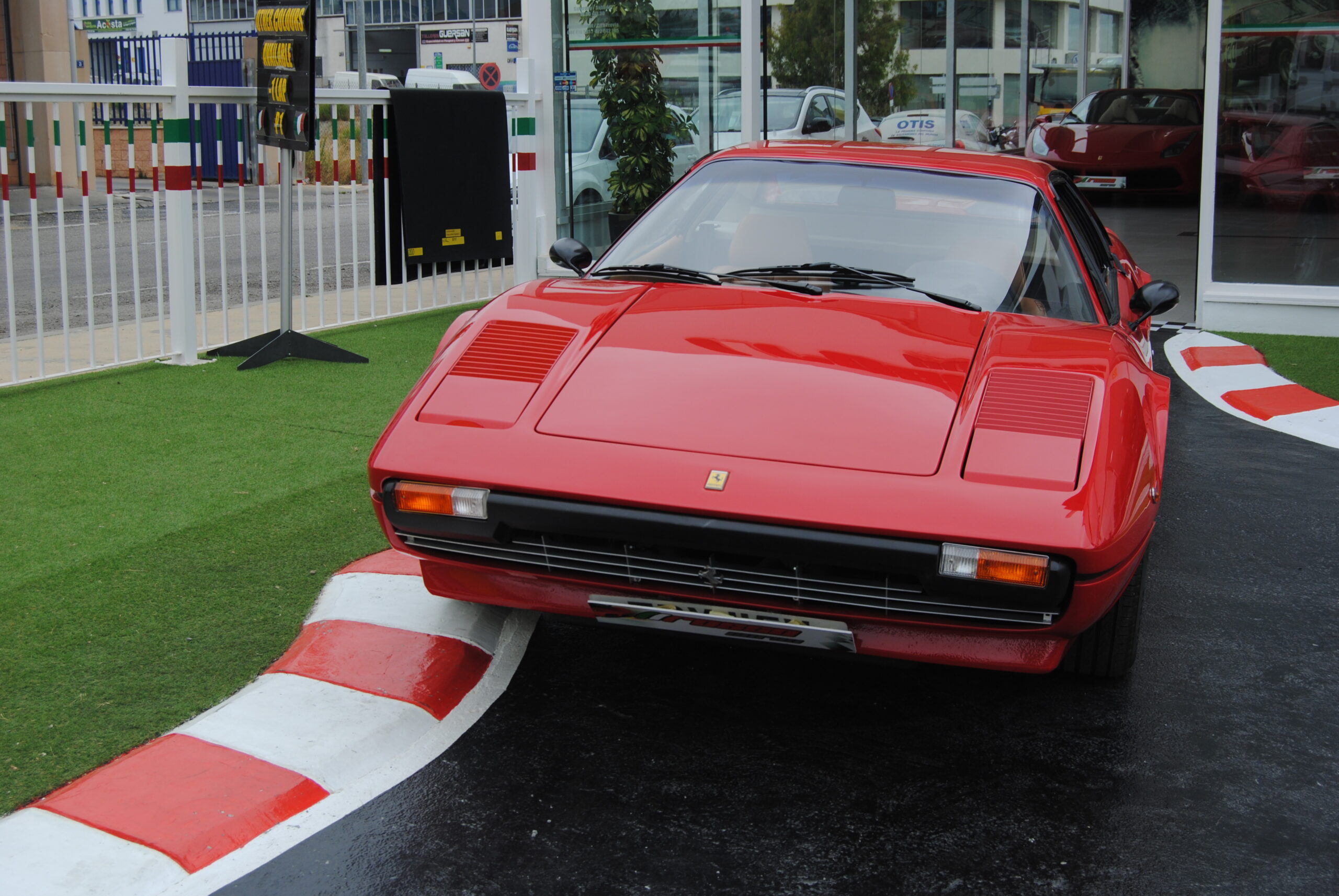 Ferrari 308 GTB - Rosso Corsa