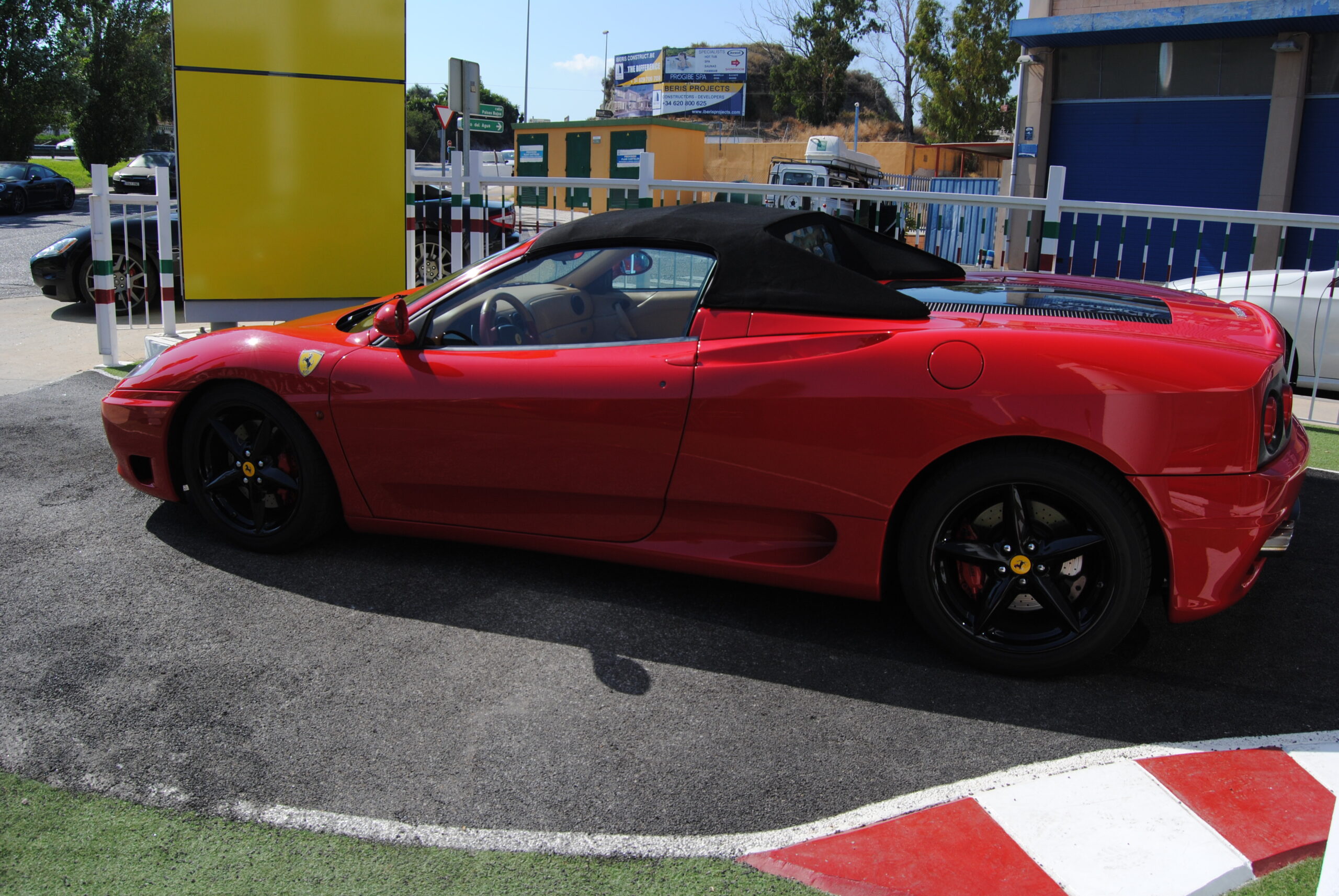 Ferrari 360 Spider - Rosso Corsa