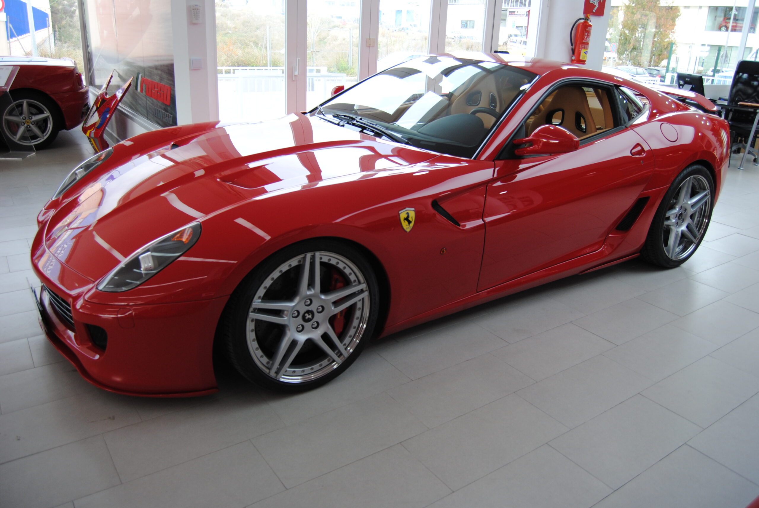 Exclusive Rosso Corsa ferrari 599 gtb - Rosso Corsa