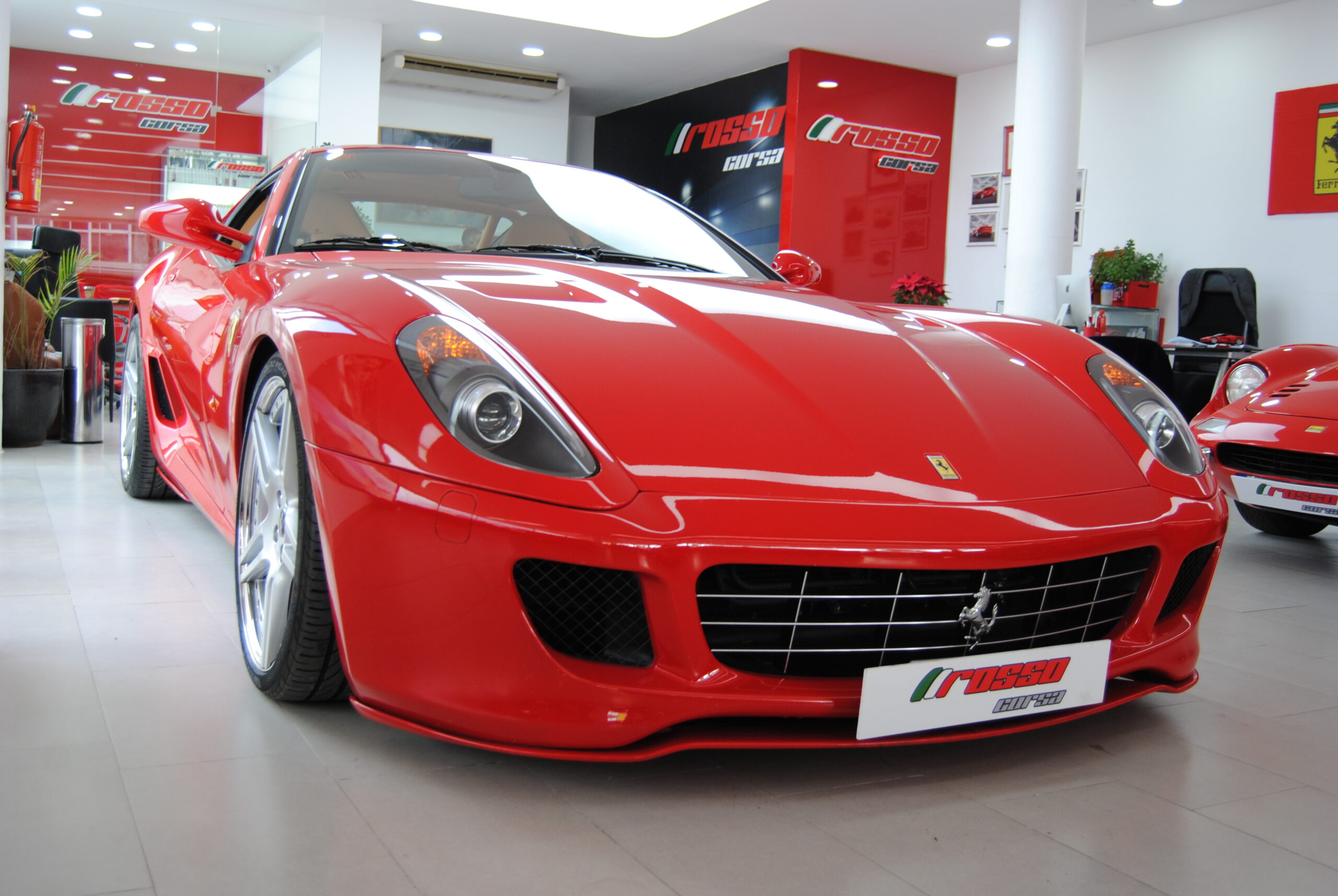 Exclusive Rosso Corsa ferrari 599 gtb - Rosso Corsa