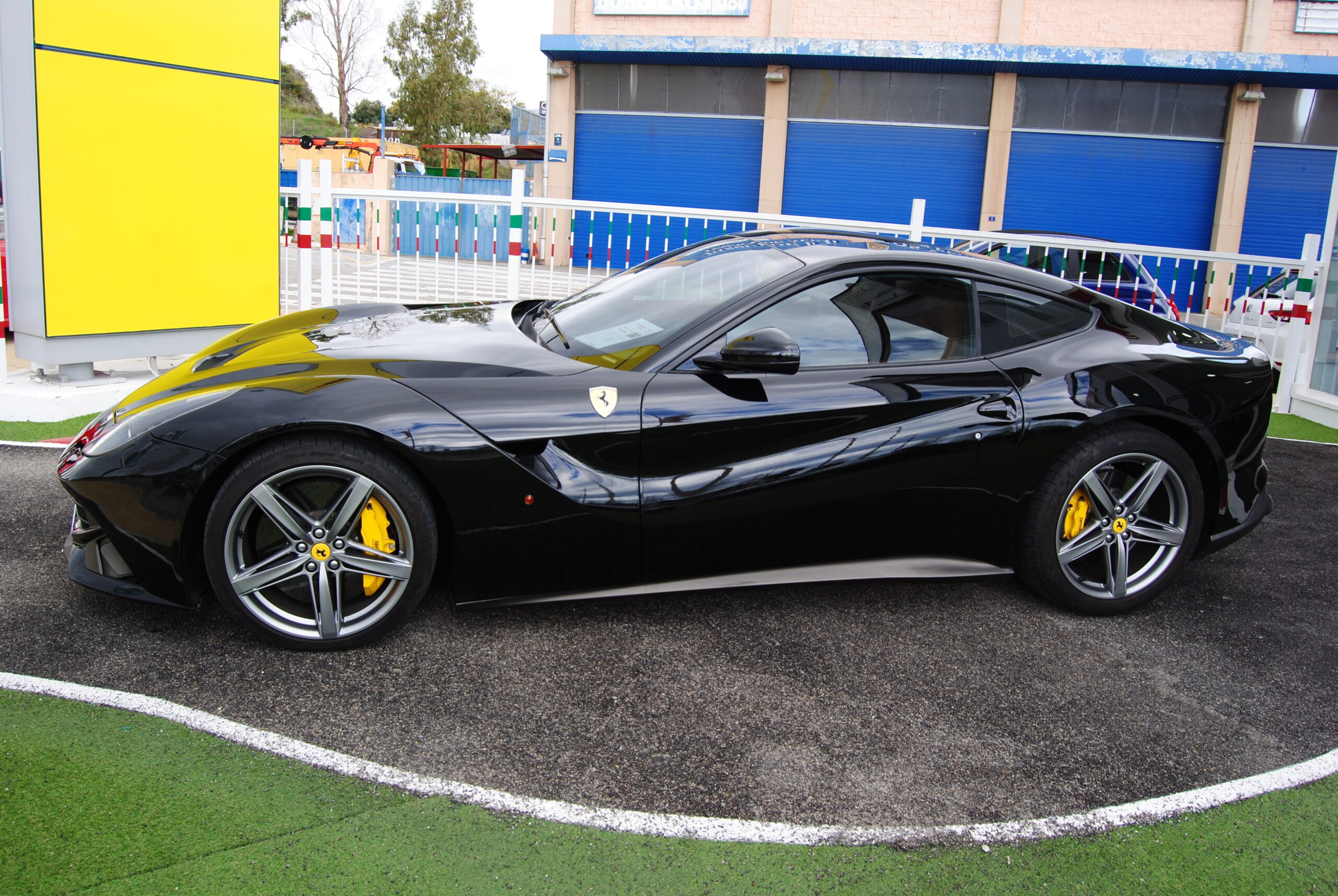Ferrari F12 Black