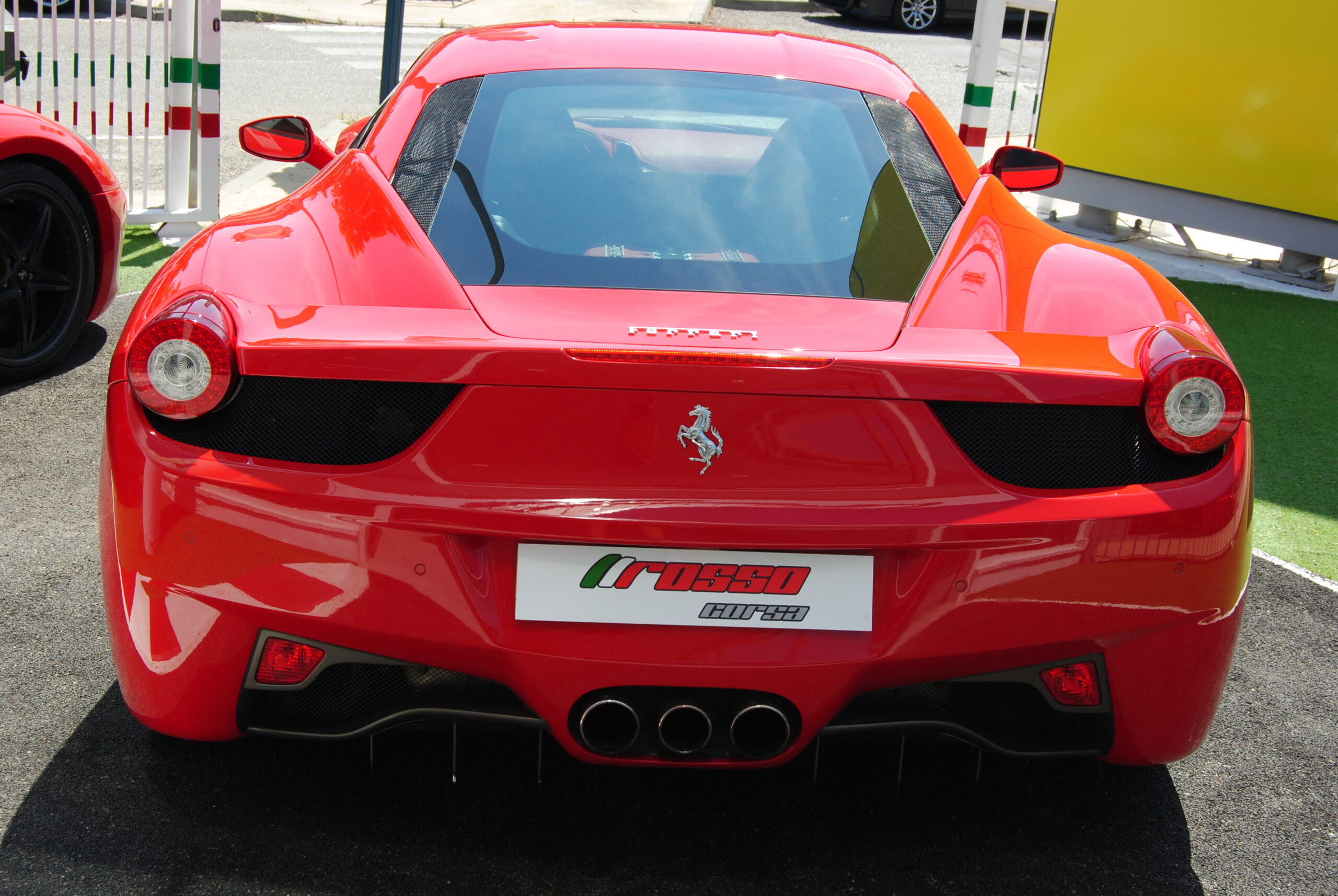 Total Red Ferrari 458 Italia - Rosso Corsa