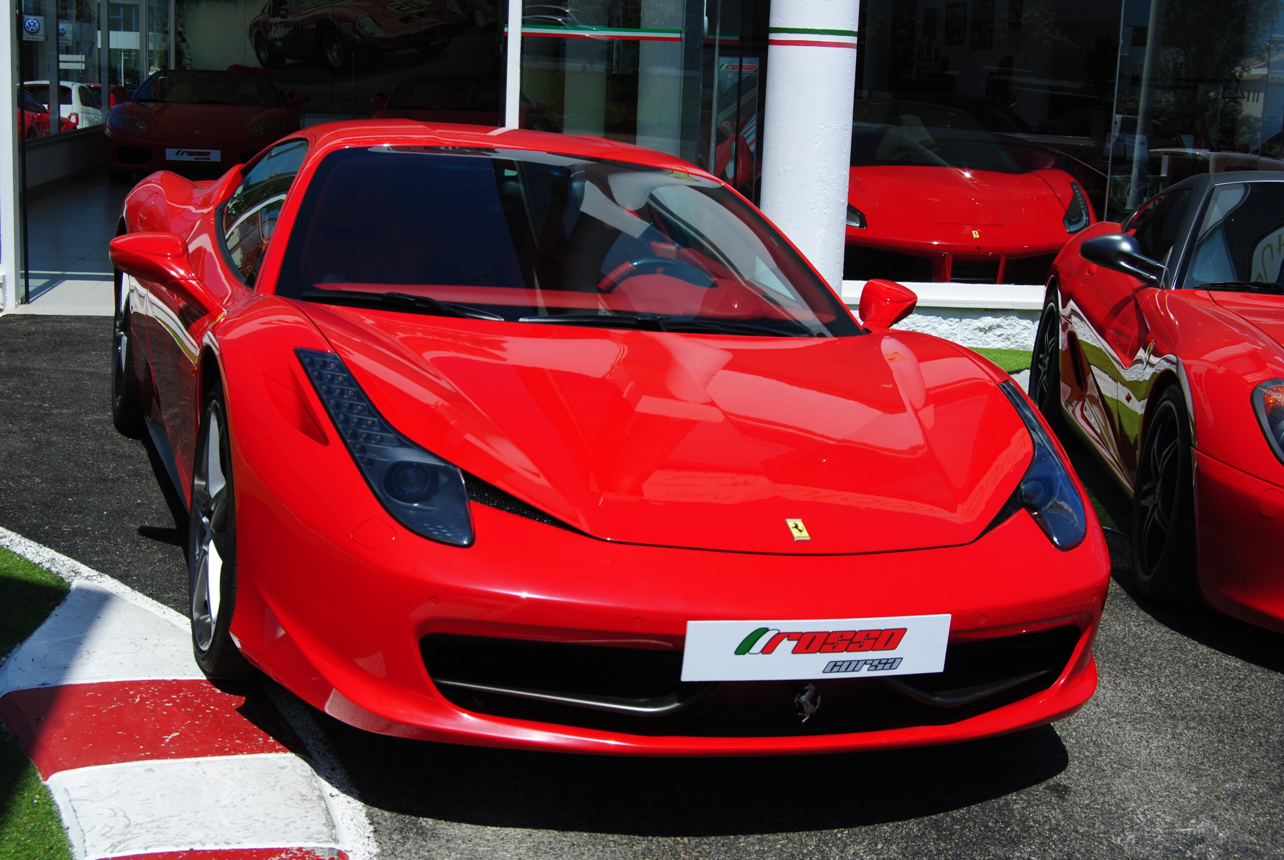 Total Red Ferrari 458 Italia - Rosso Corsa