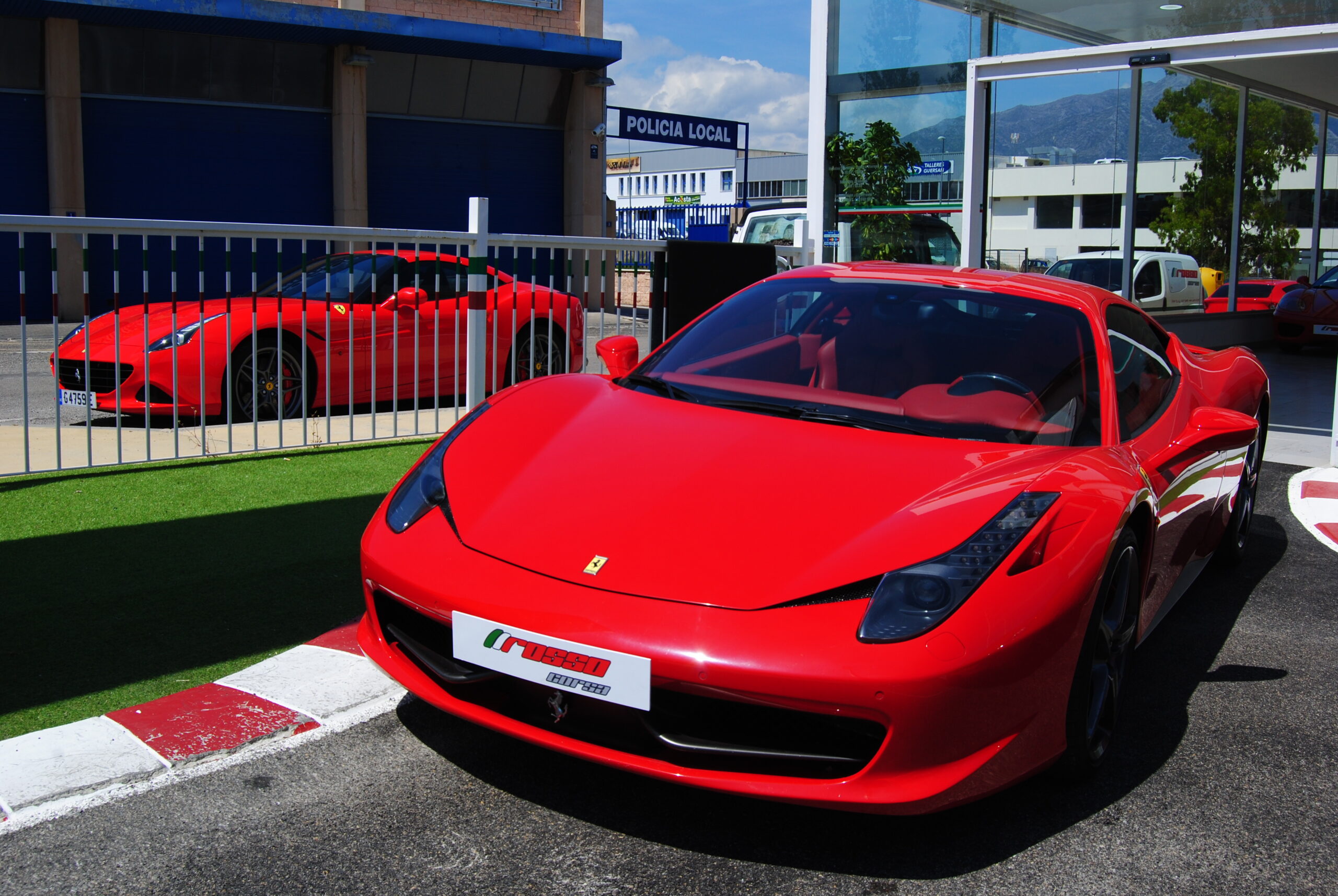 Total Red Ferrari 458 Italia - Rosso Corsa