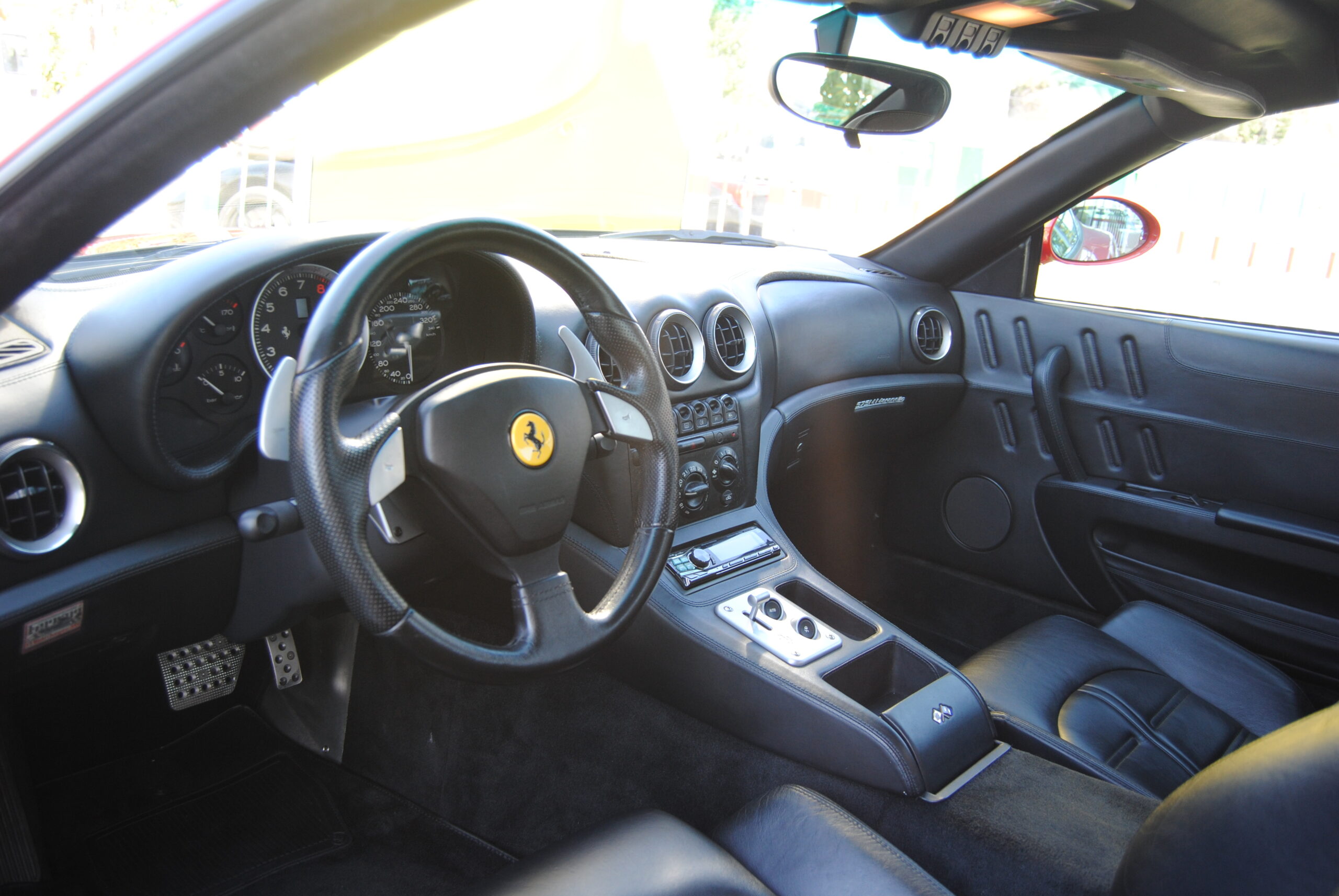 Exclusive Ferrari 575 M Maranello - Rosso Corsa