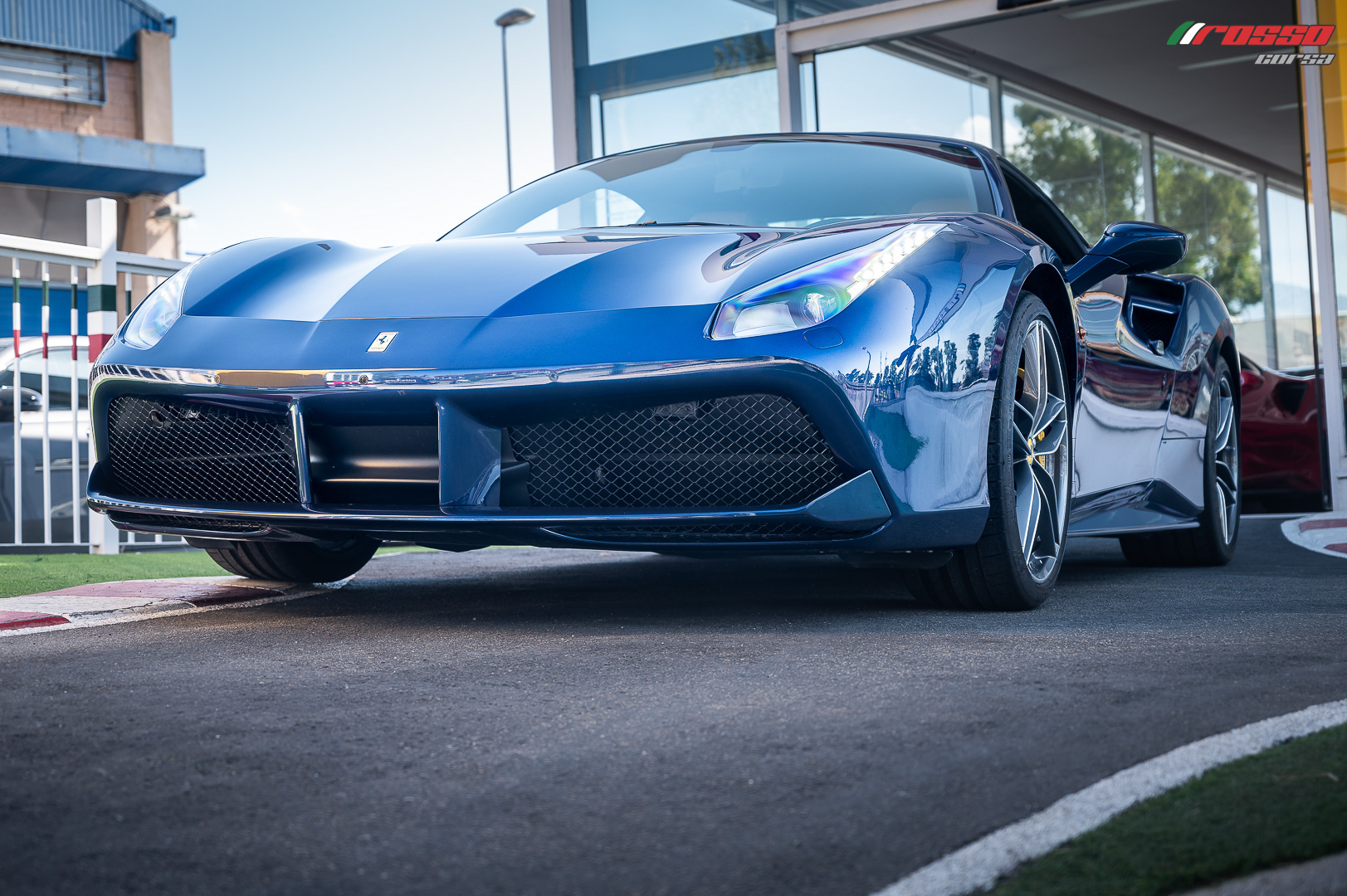 Bleu Tour de France Ferrari 488 GTB - Rosso Corsa