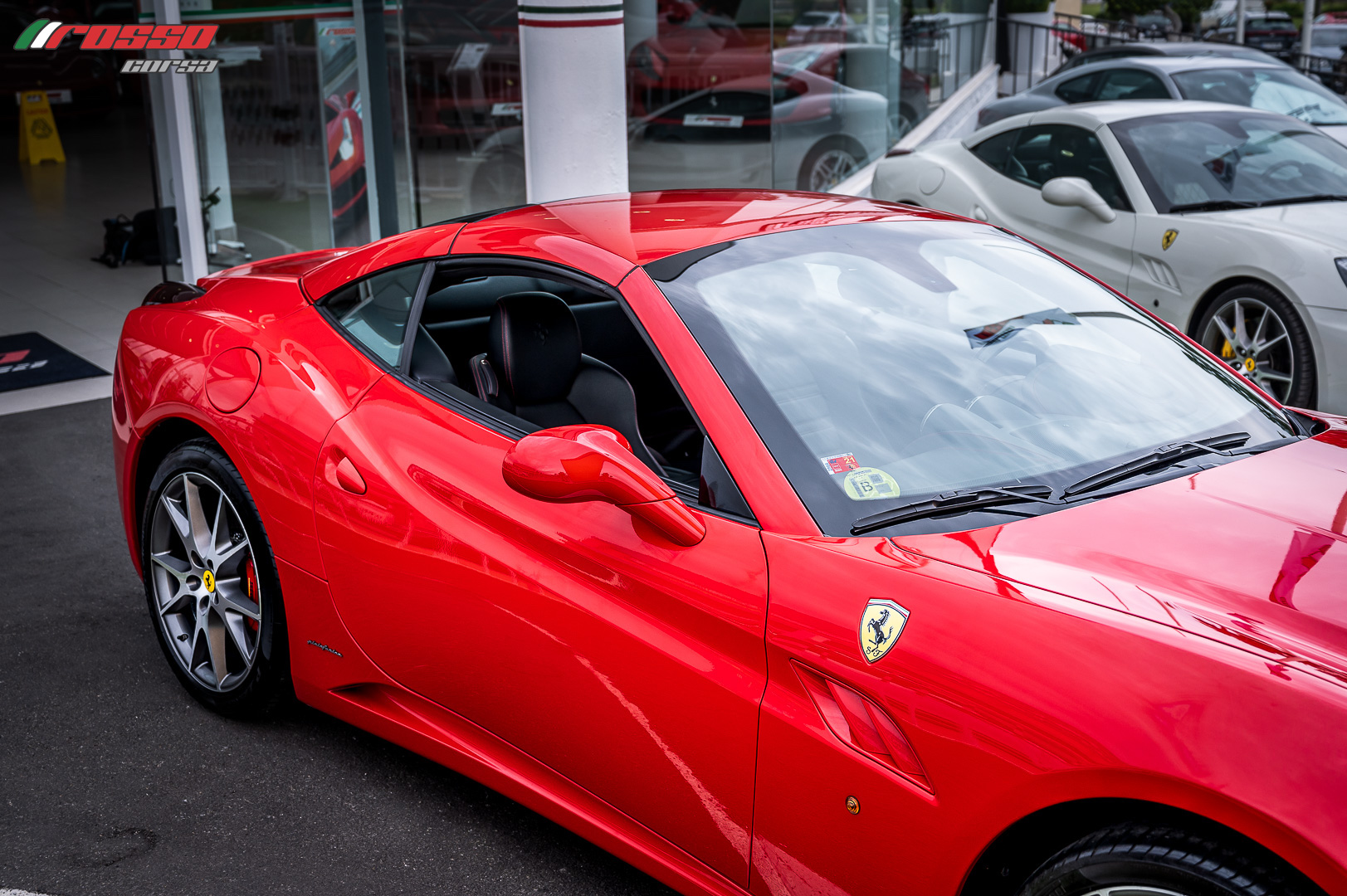 Rosso Corsa - Ferrari California