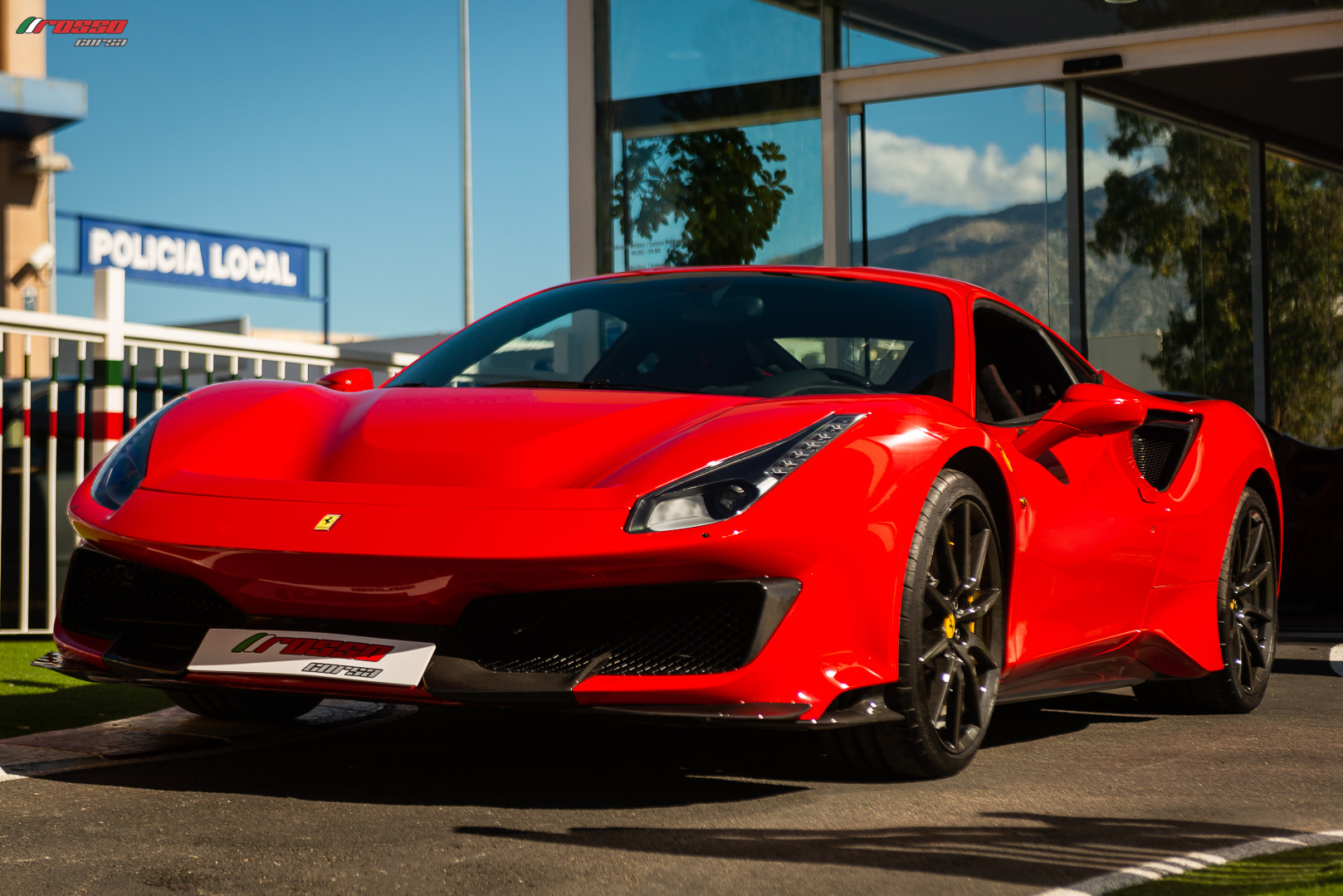 Rosso Corsa - Ferrari 488 Pista