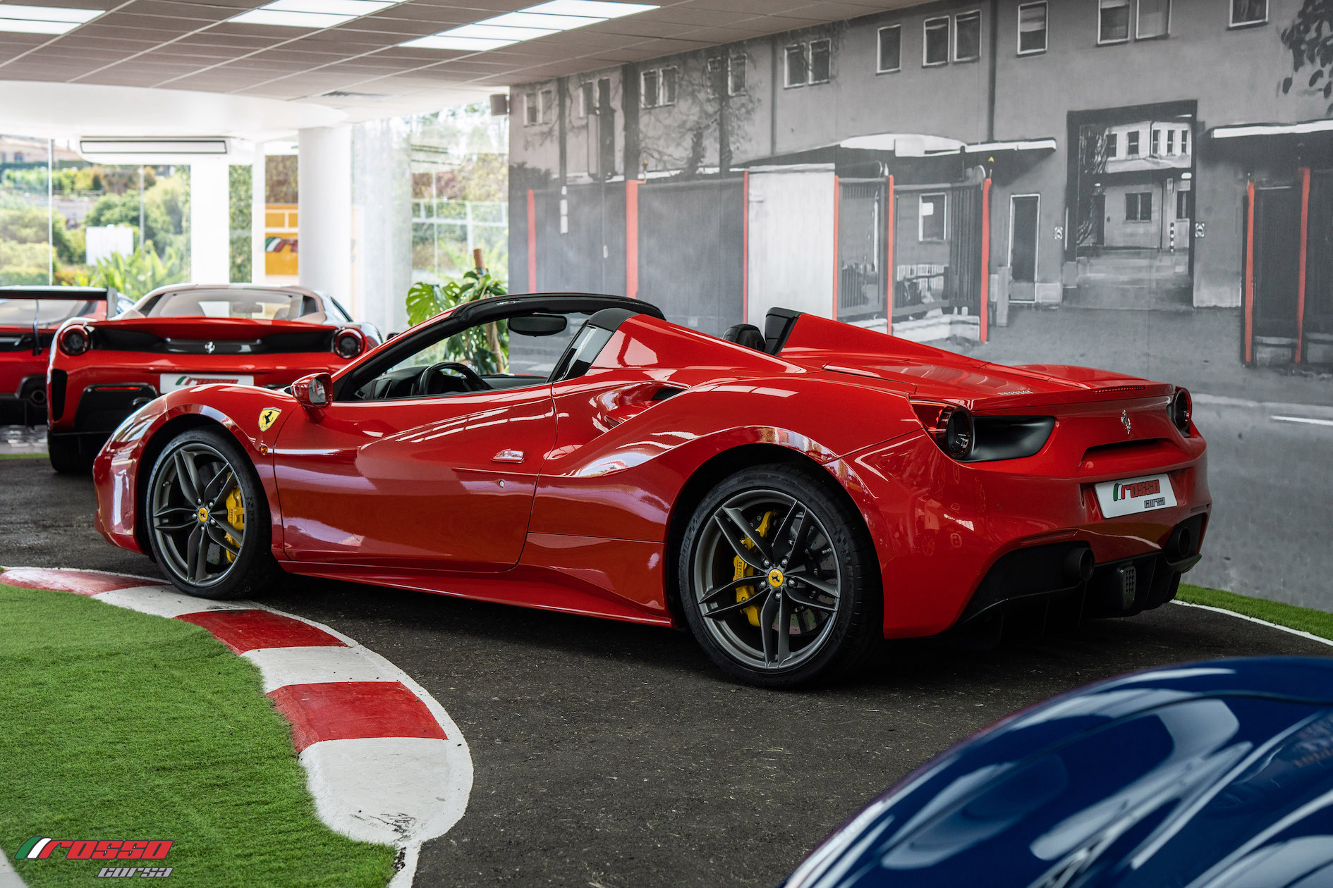 Debe tener rojo Ferrari 488 Spider en venta
