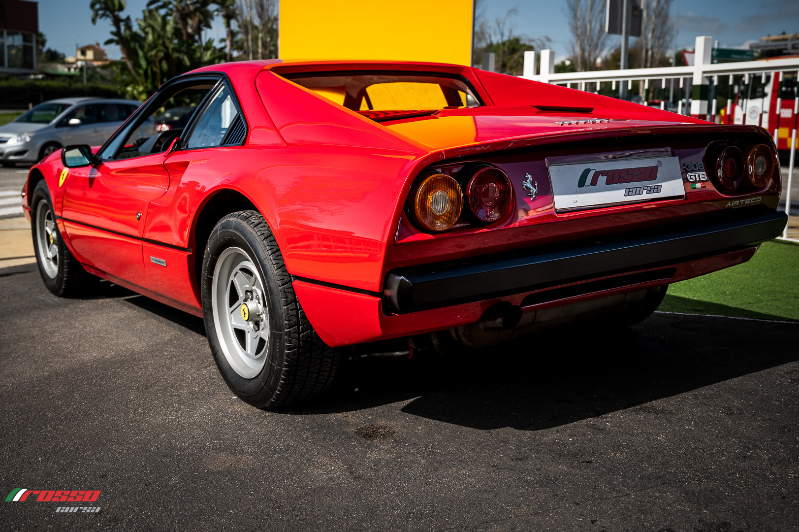 Rosso Corsa - Ferrari 308 GTB