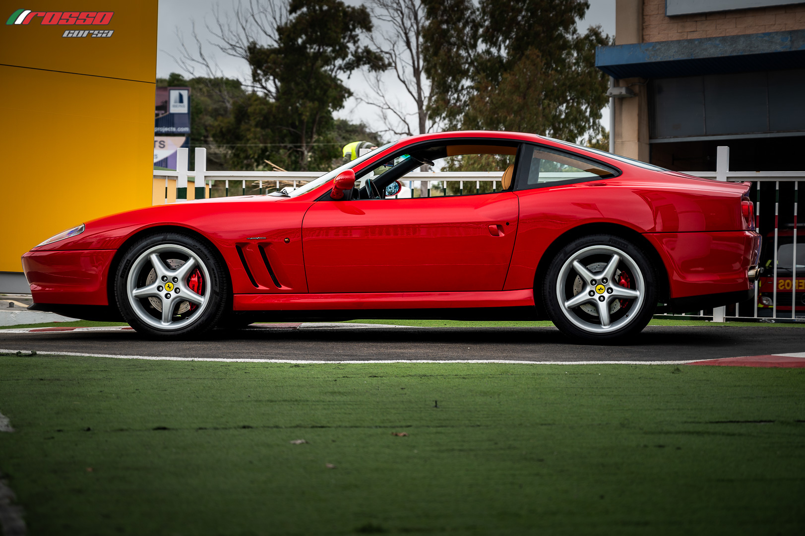 Rosso Corsa - Ferrari 550 Maranello