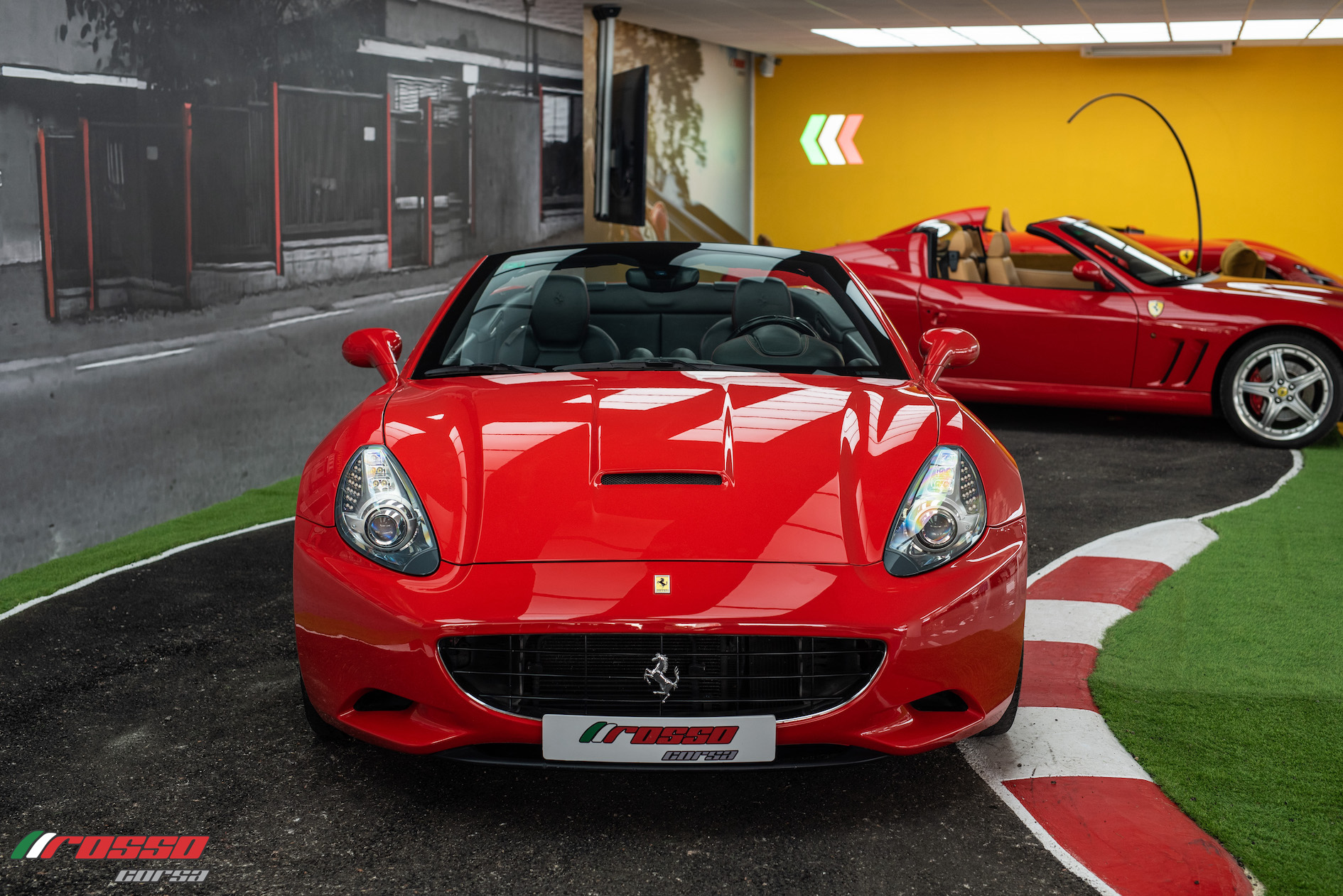Rosso Corsa - Sports Ferrari California