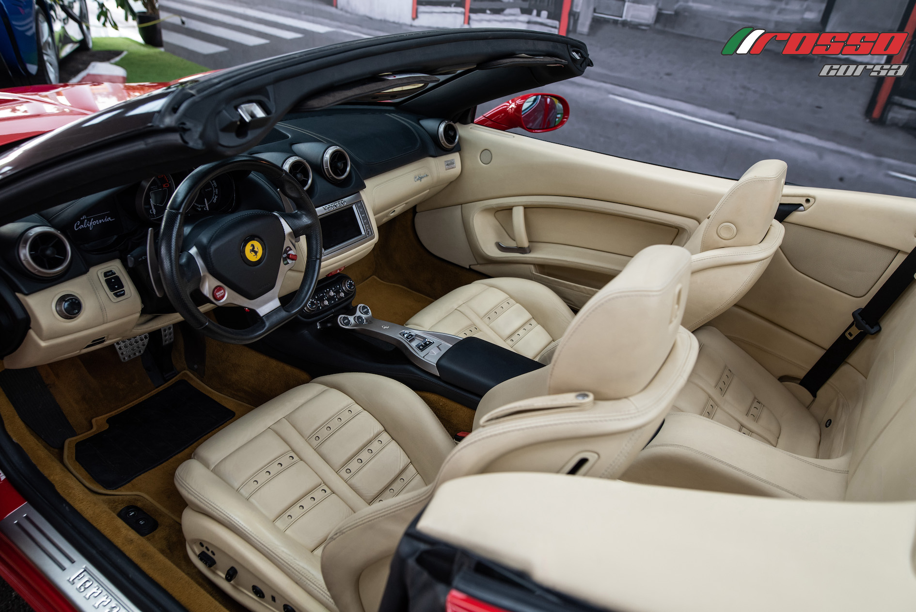 Rosso Corsa - Ferrari California