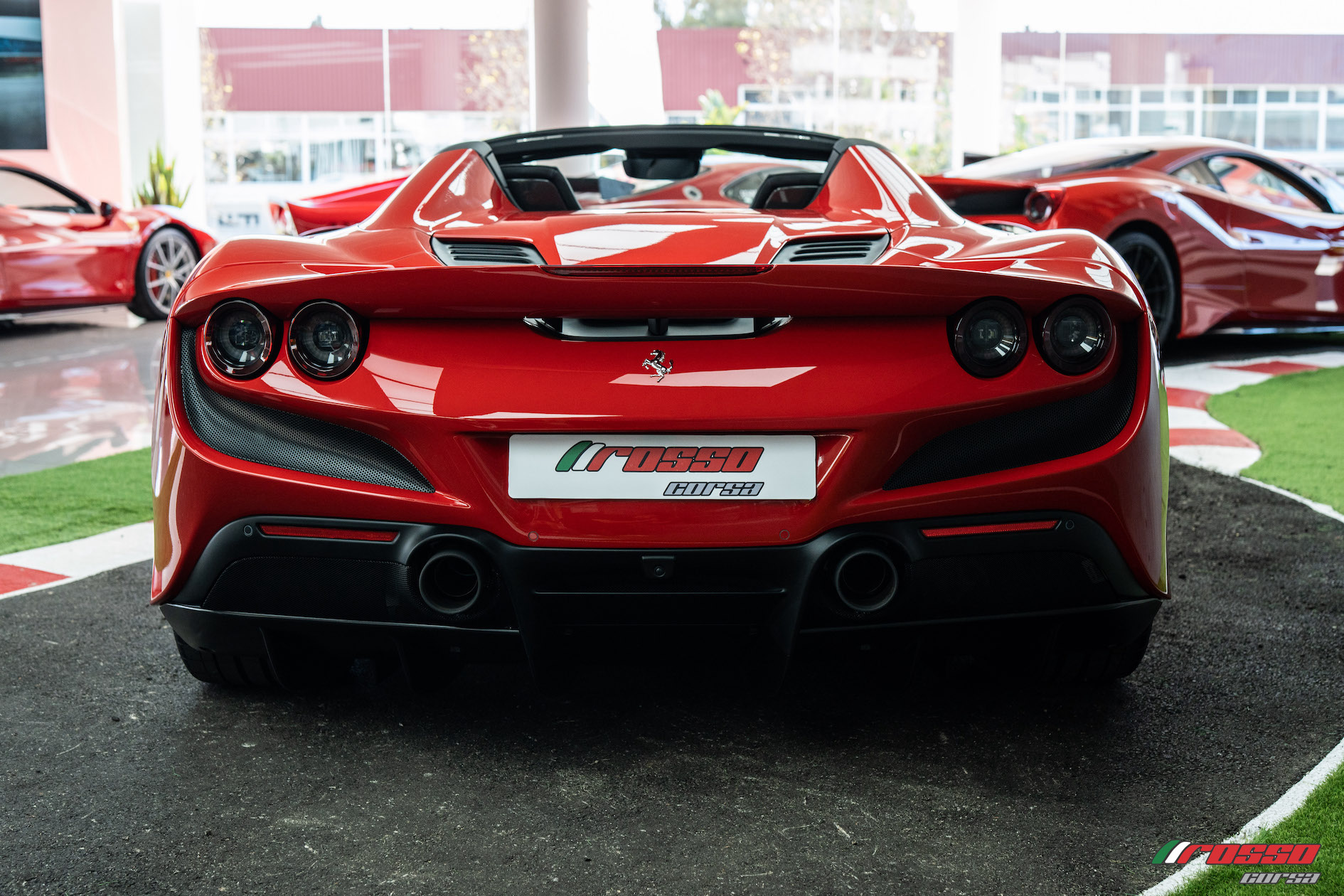 FERRARI F8 SPIDER - Rosso Corsa