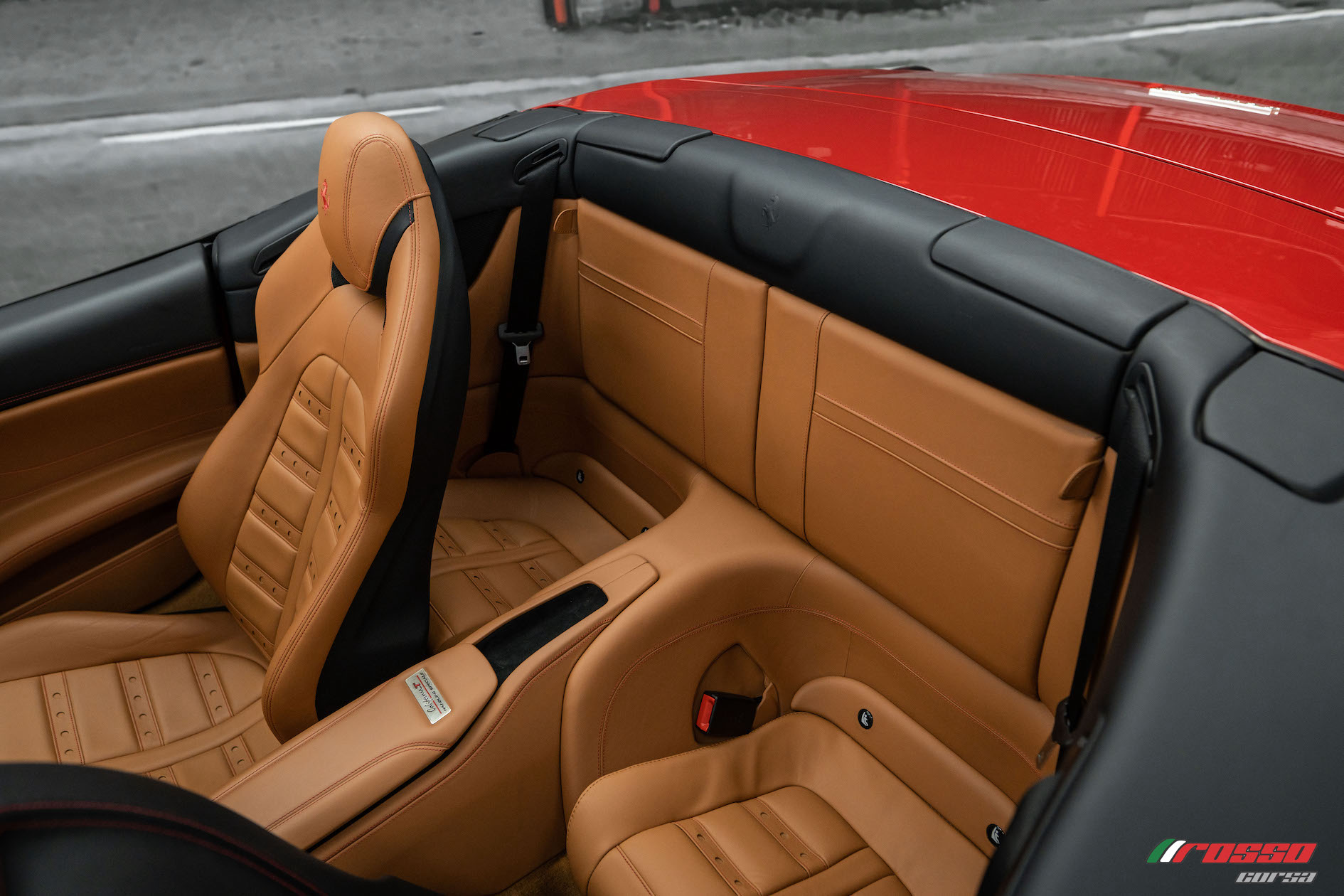 Rosso Corsa Ferrari California T - Rosso Corsa