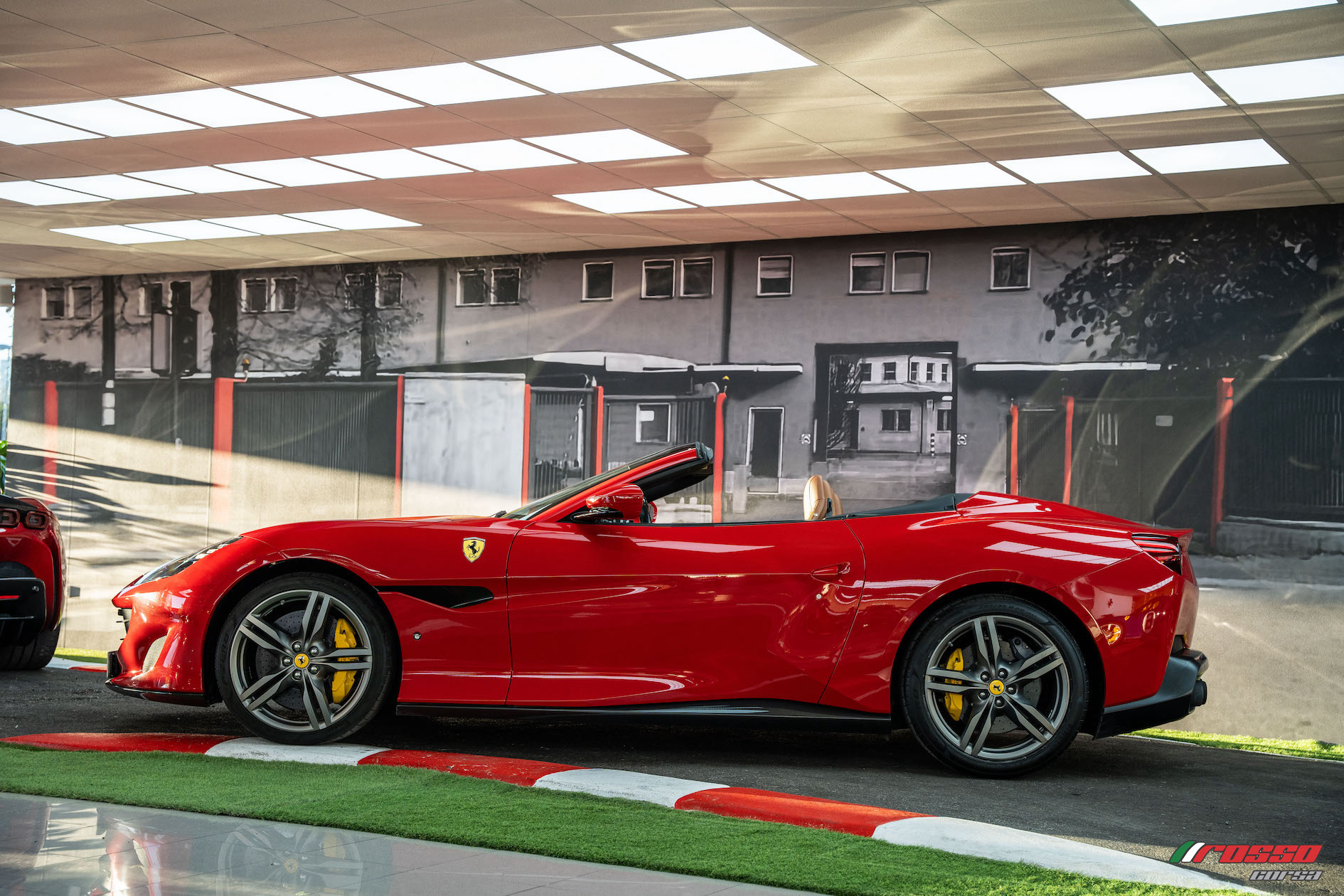 Amazing red Ferrari Portofino Cabrio now for sale