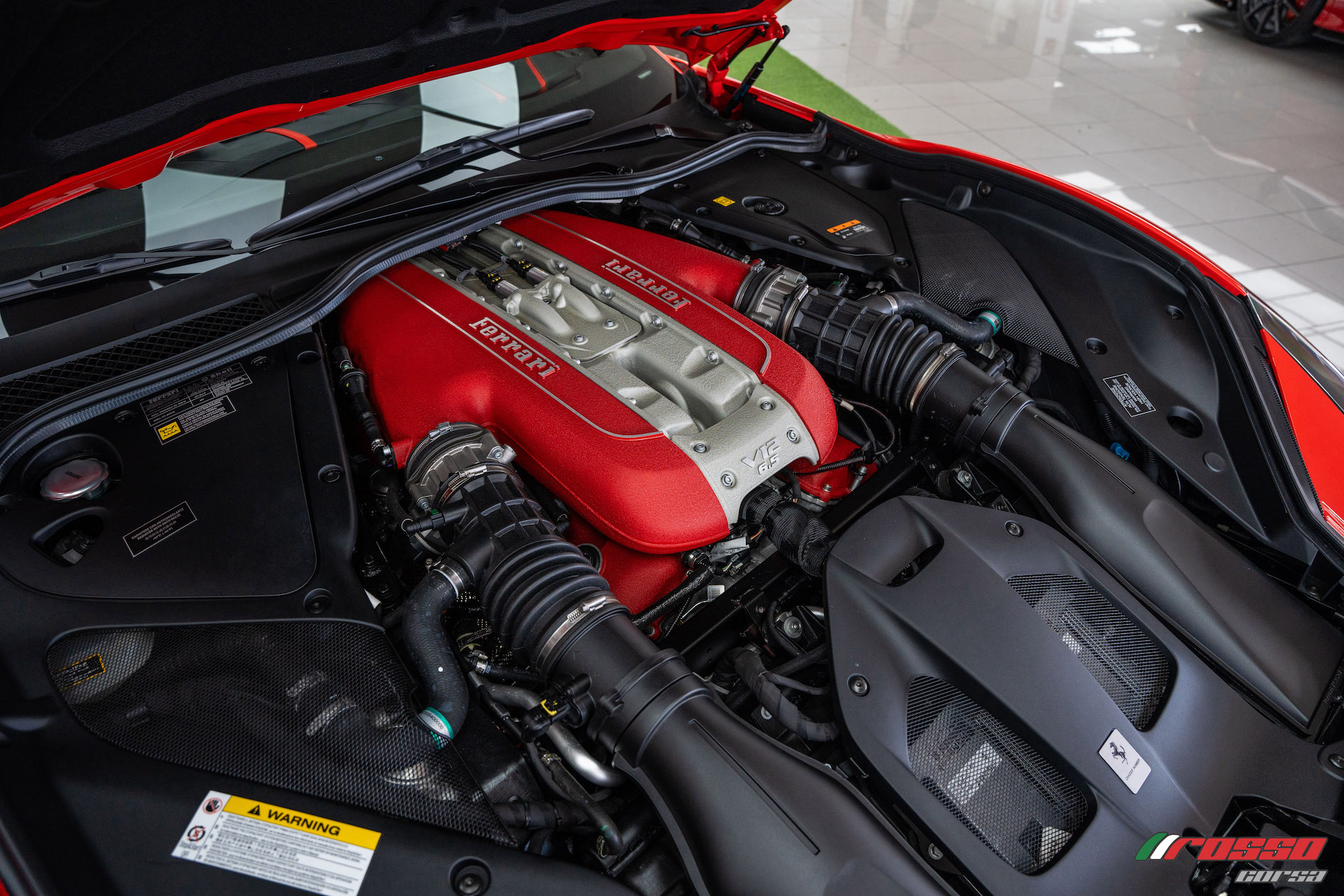 Ferrari 812 GTS - Rosso Corsa