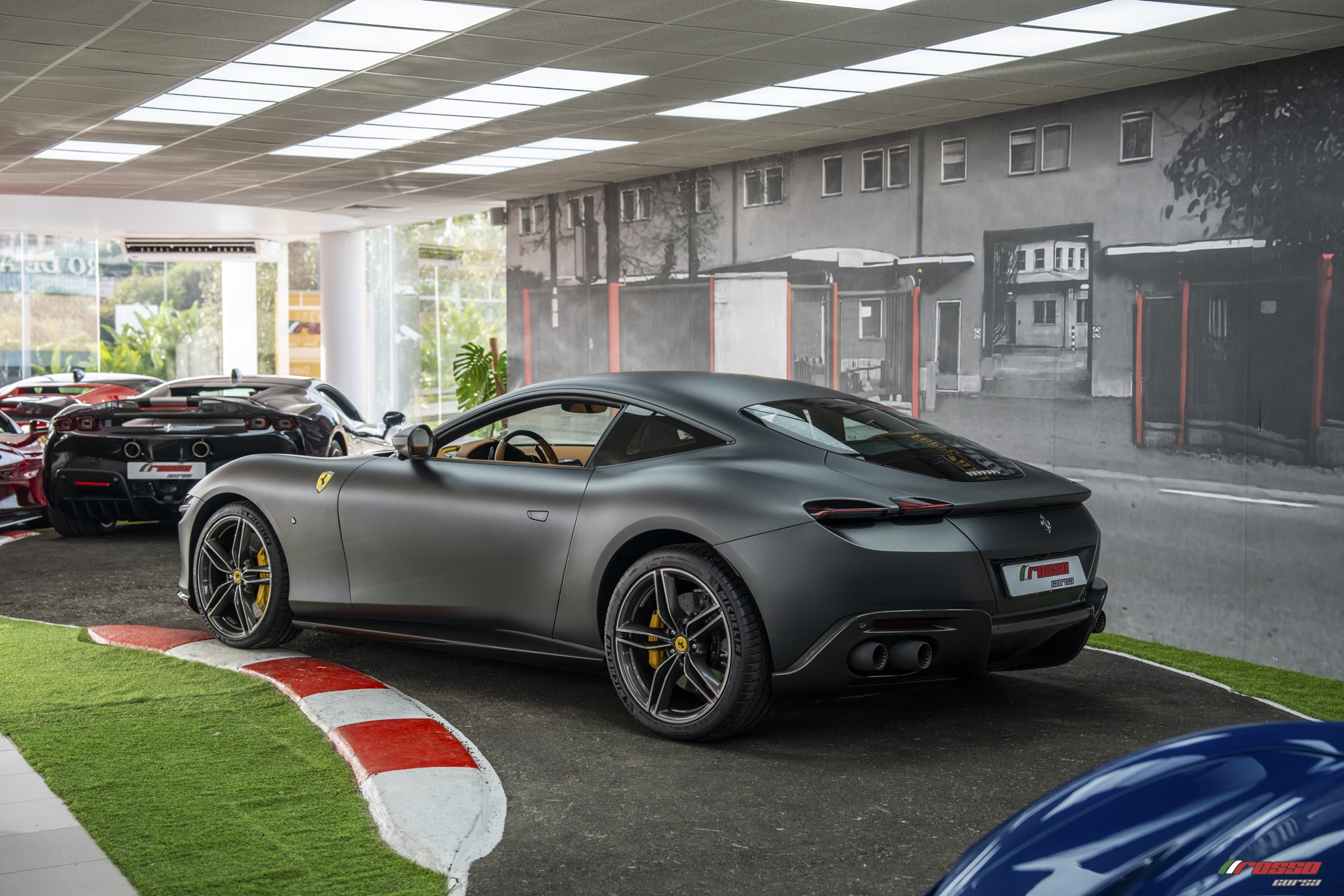 Increíble Ferrari Roma color Argento ya a la venta