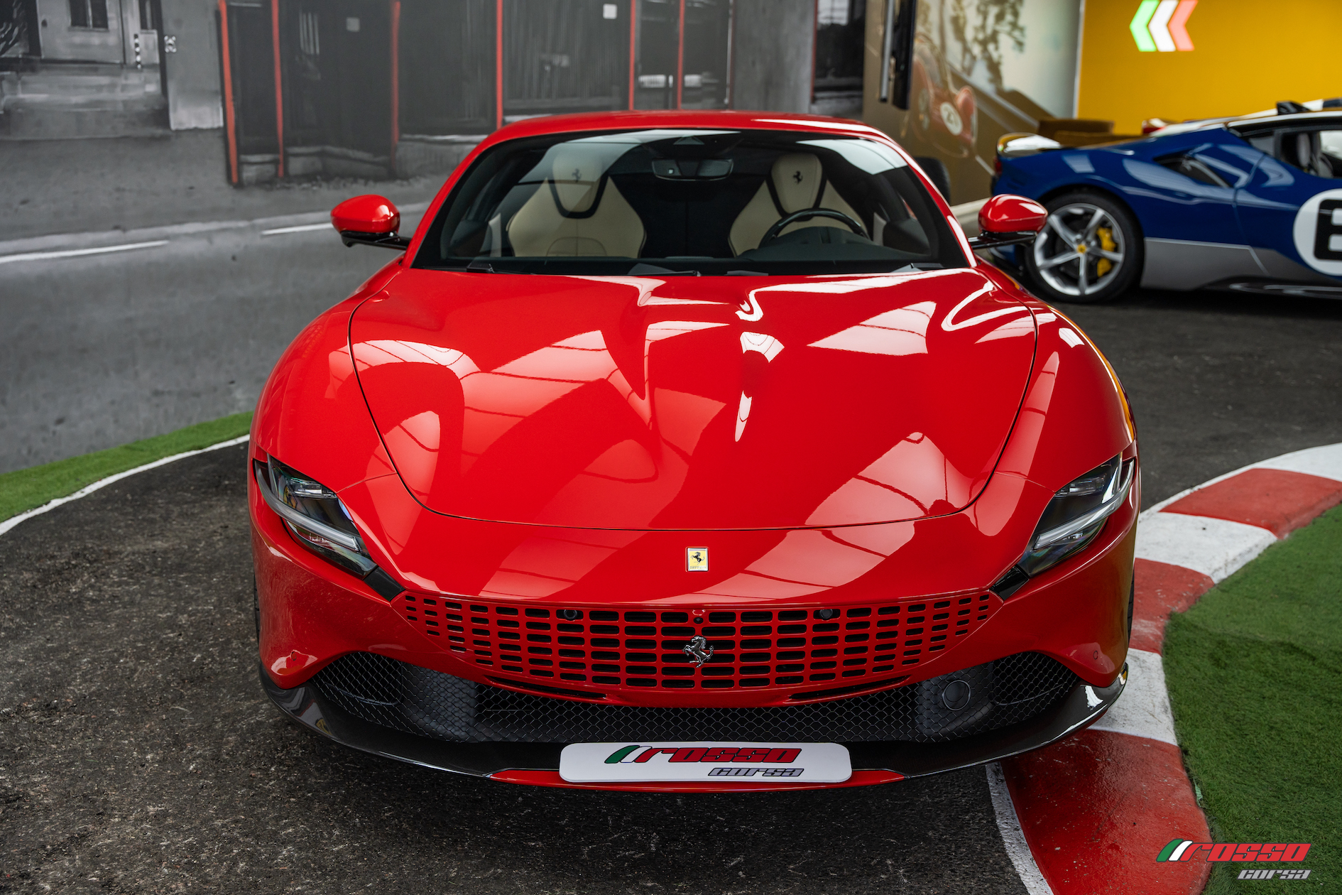 Ferrari Roma - Rosso Corsa