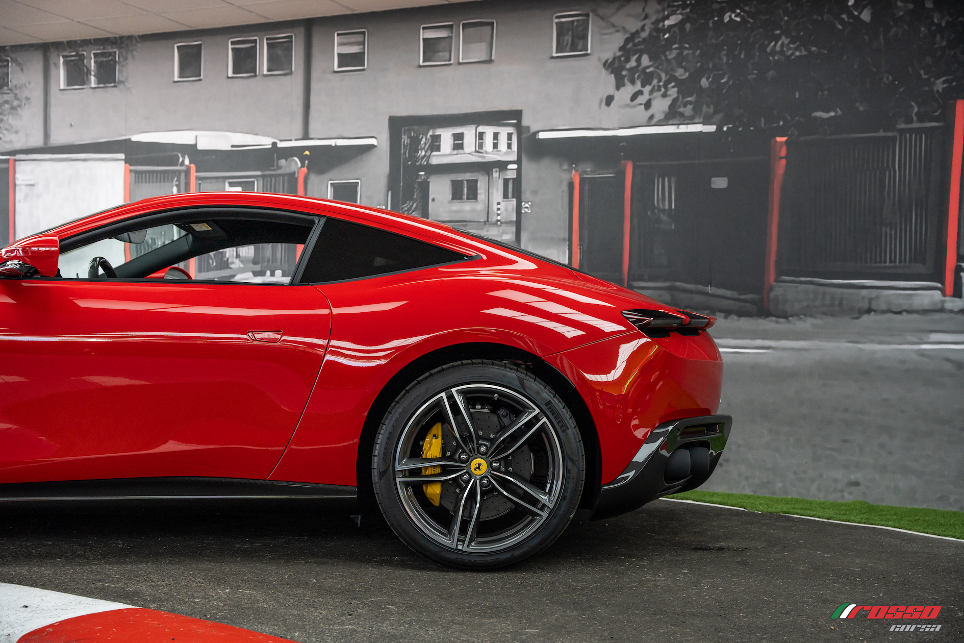 Ferrari Roma - Rosso Corsa