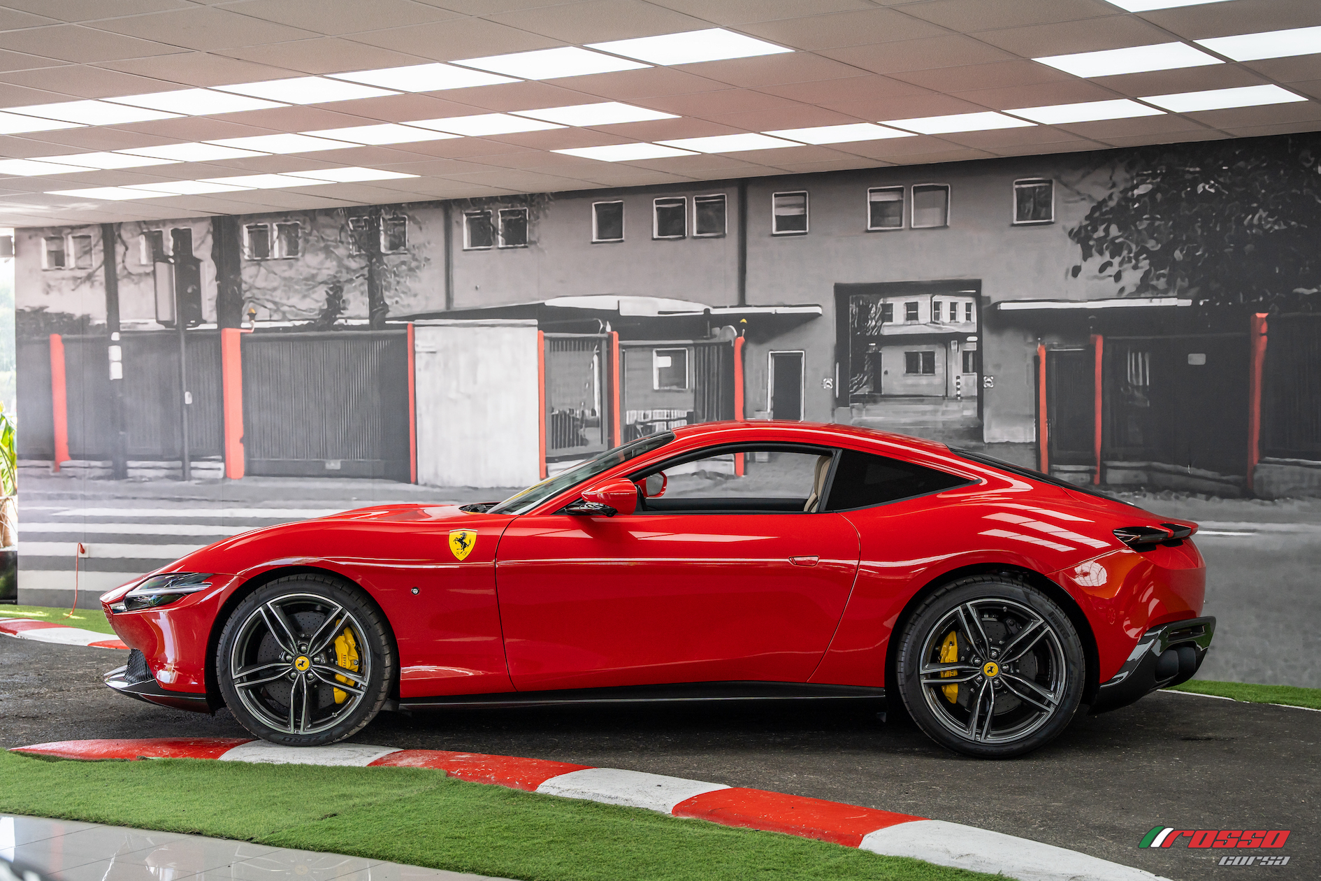 Ferrari Roma - Rosso Corsa