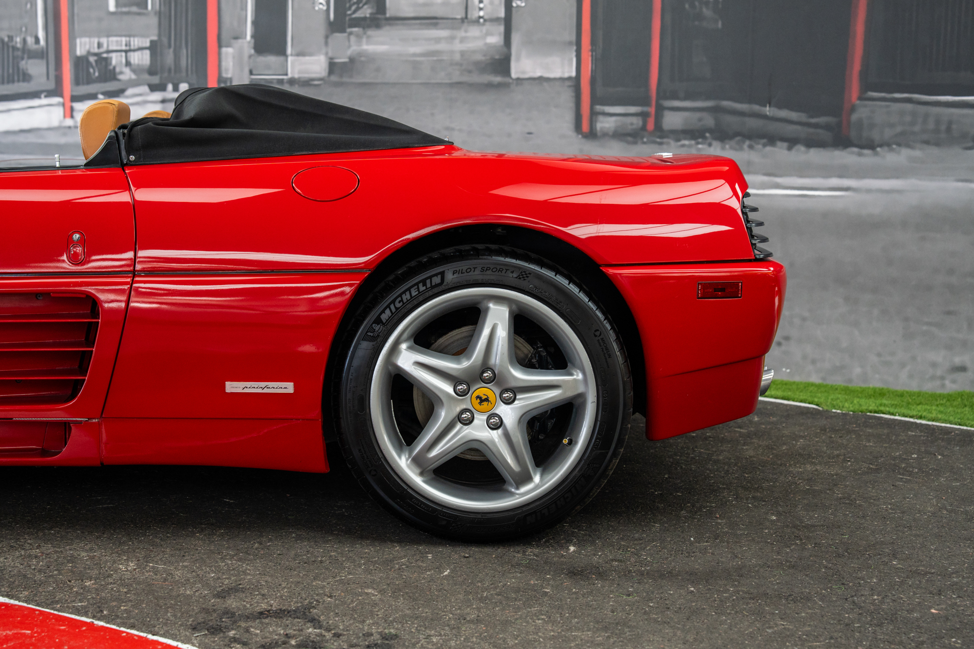 Ferrari 348 Spider - Rosso Corsa