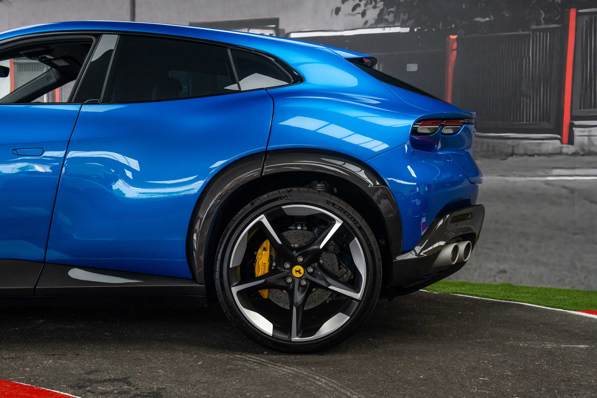 Ferrari Purosangue - Rosso Corsa